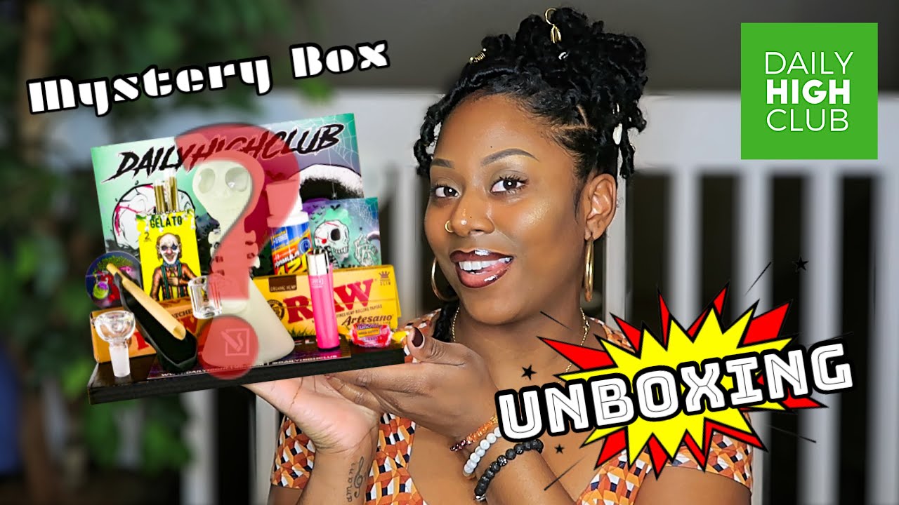 Daily High Club Spooky Mystery Box UNBOXING 👻🍃 | Sesh + Chit Chat - YouTube