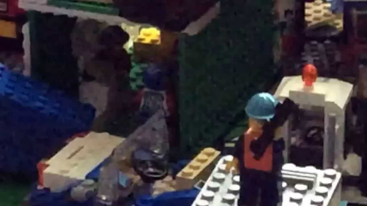 Lego runaway train - YouTube