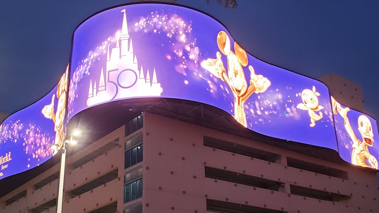 New Walt Disney World Store - International Drive - Orlando - YouTube