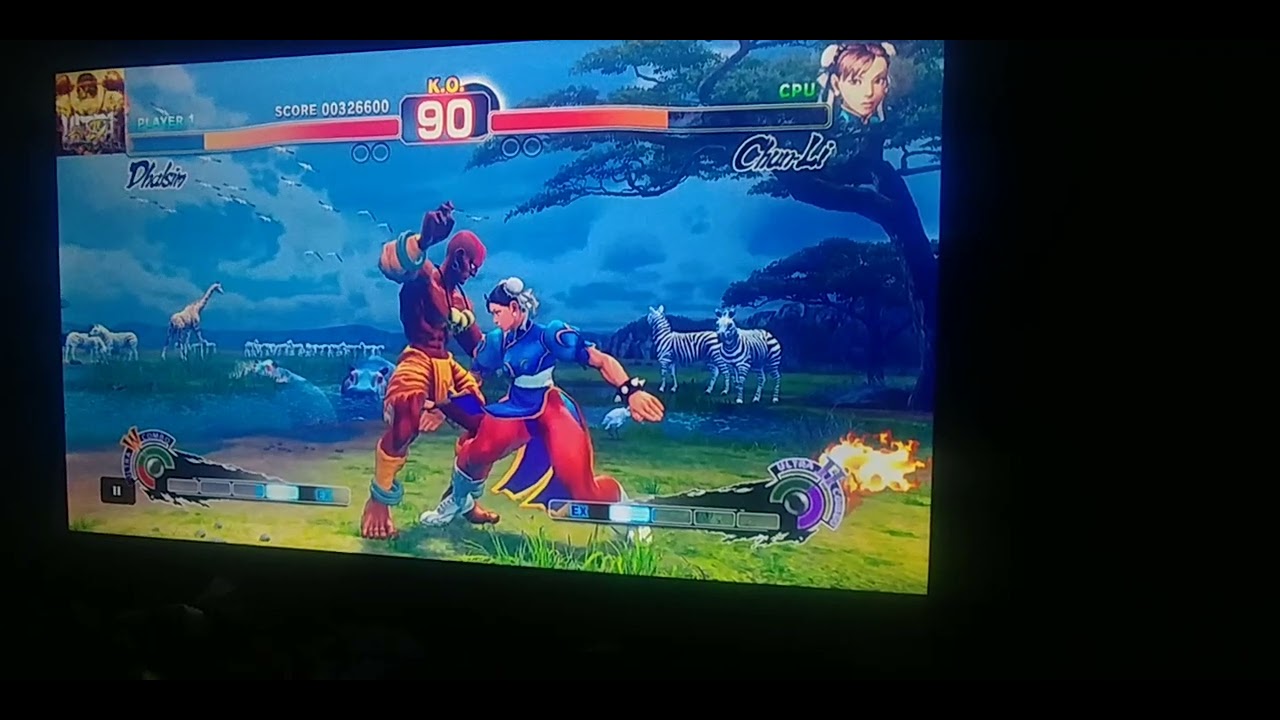 Ultra Streetfighter 4 Dhalsim Stong Low Sweep Kick on Chun Li Ryona ...