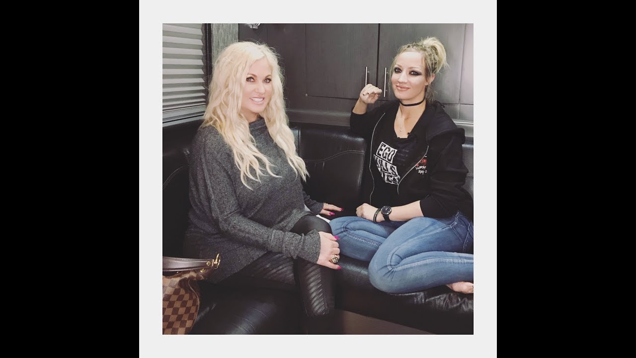 In the Vault with Shanda Golden NITA STRAUSS - YouTube