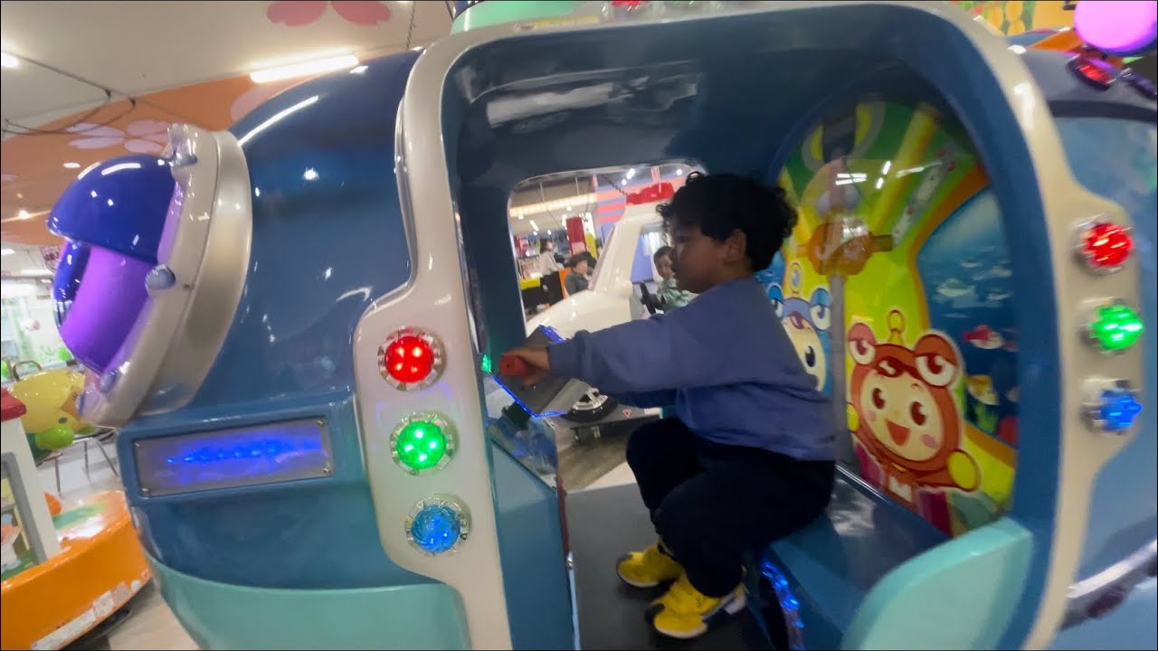 AEON MALL GAME CENTER #holiday #minivlog - YouTube
