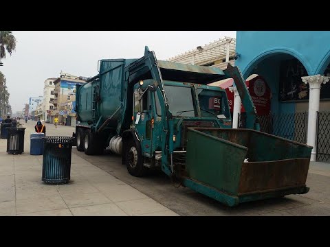 Venice Beach Manual Trash Collection - L.A. City Rec & Parks - YouTube