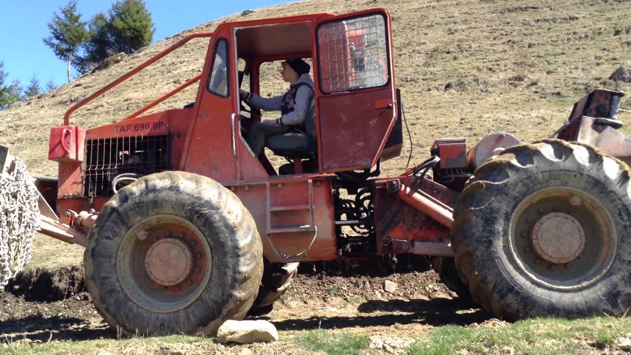 Taf 690OP la scos busteni - YouTube