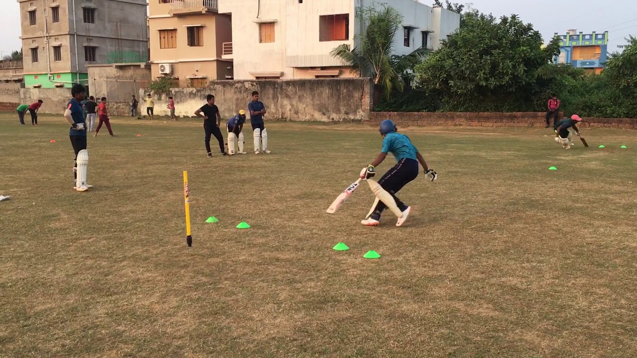 Running between the wicket drills - YouTube