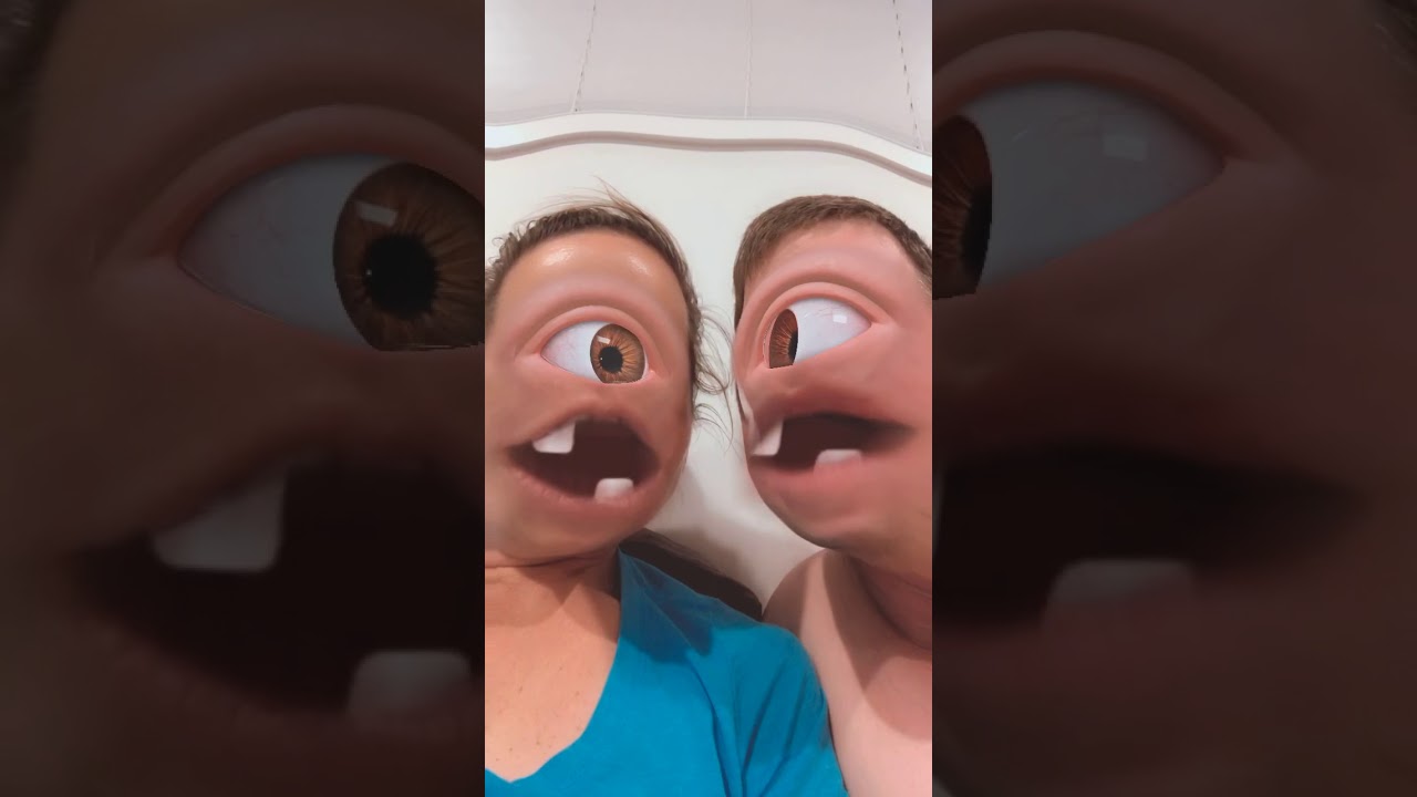 Mr and Mrs alien - YouTube