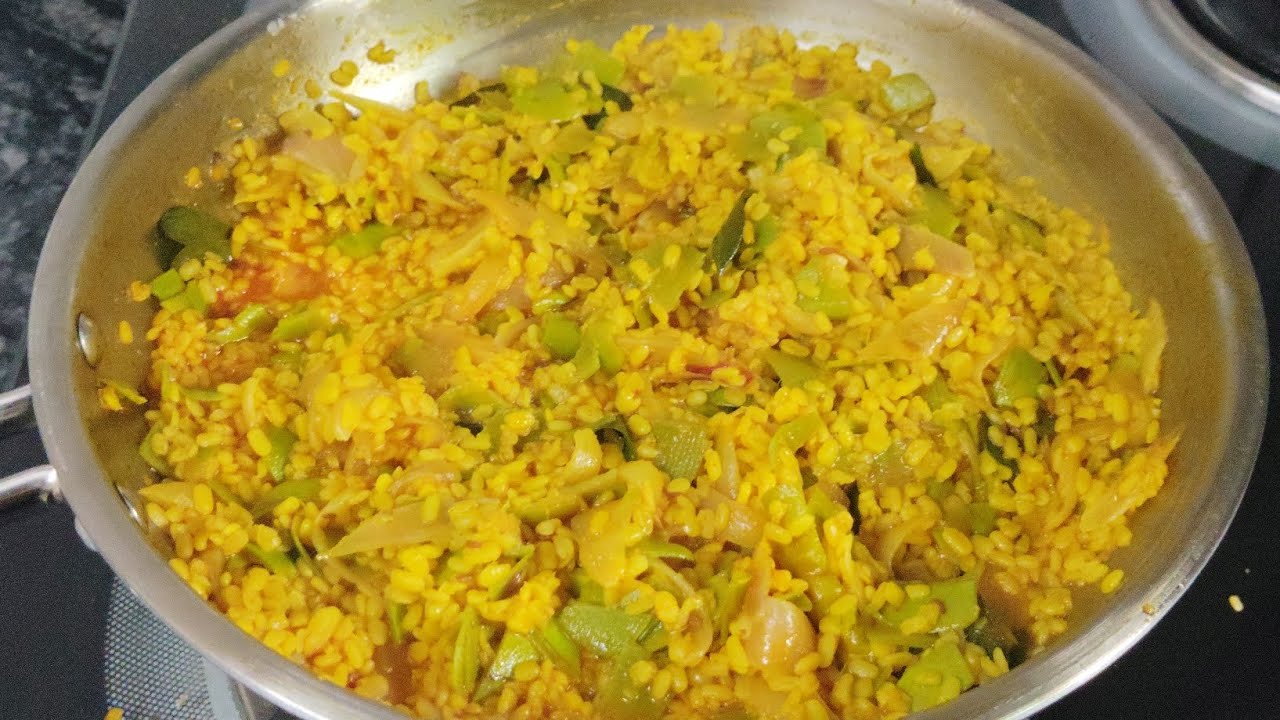 😋pottu pesara pappu 😋it's a simple and tasty and easy recipe 😋once try ...