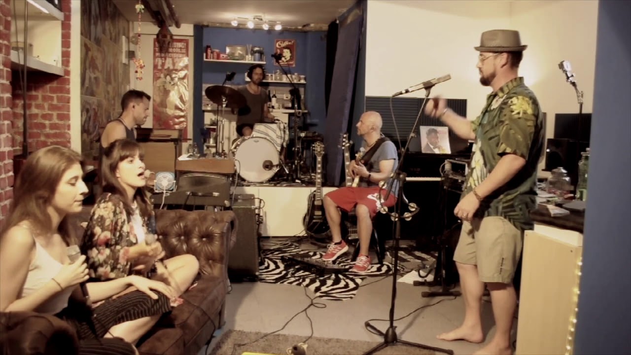 Down Under - Ramon feat. Carl Avory - YouTube