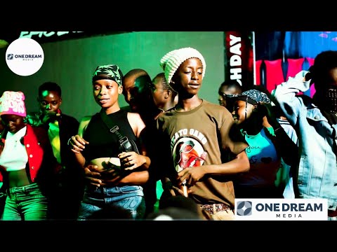FULL SHOO UTAPENDA BALAA YA BE YUZZ  ALIVYO FANYA BALAA CHAMANZI MIKUMI