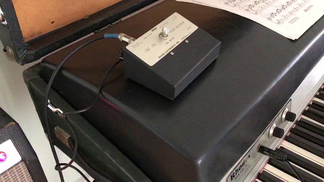Rhodes Stage 73 through Olson Electronics X-78 Fuzz Master Germanium ...