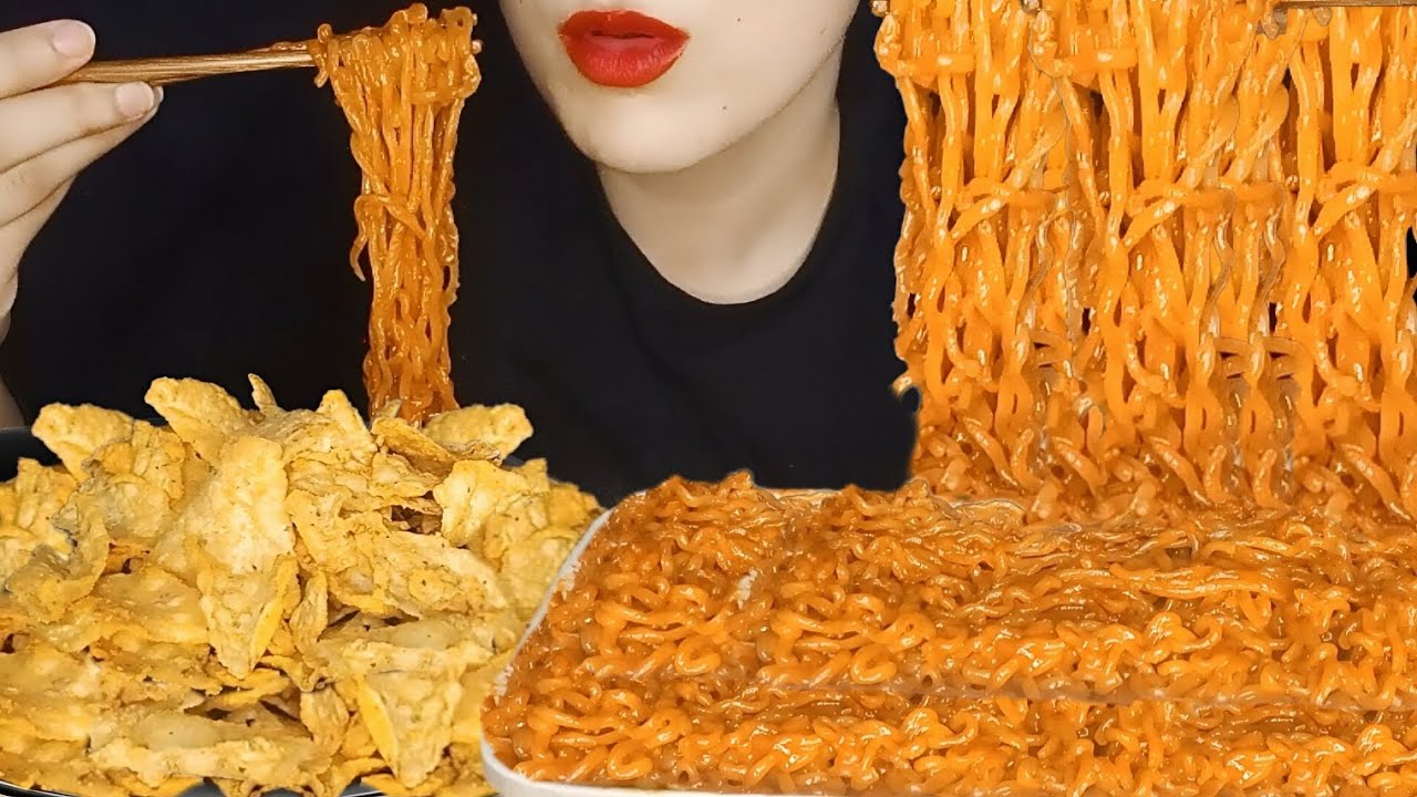 ASMR EATING Buldak Quattro Cheese Noodles, Nachos Mukbang |Spicy ...