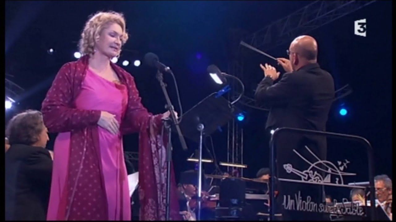 Annick Massis Depuis le jour Charpentier (Louise) - YouTube