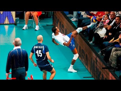 Voleyboldaki En Akılalmaz Kurtarış Anları