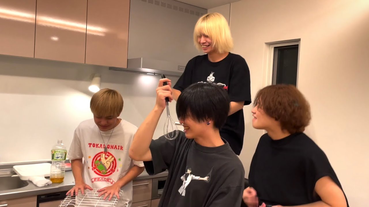 『blue』 メイキング映像 ‐ 影無 ＆ Asahi Shota - YouTube