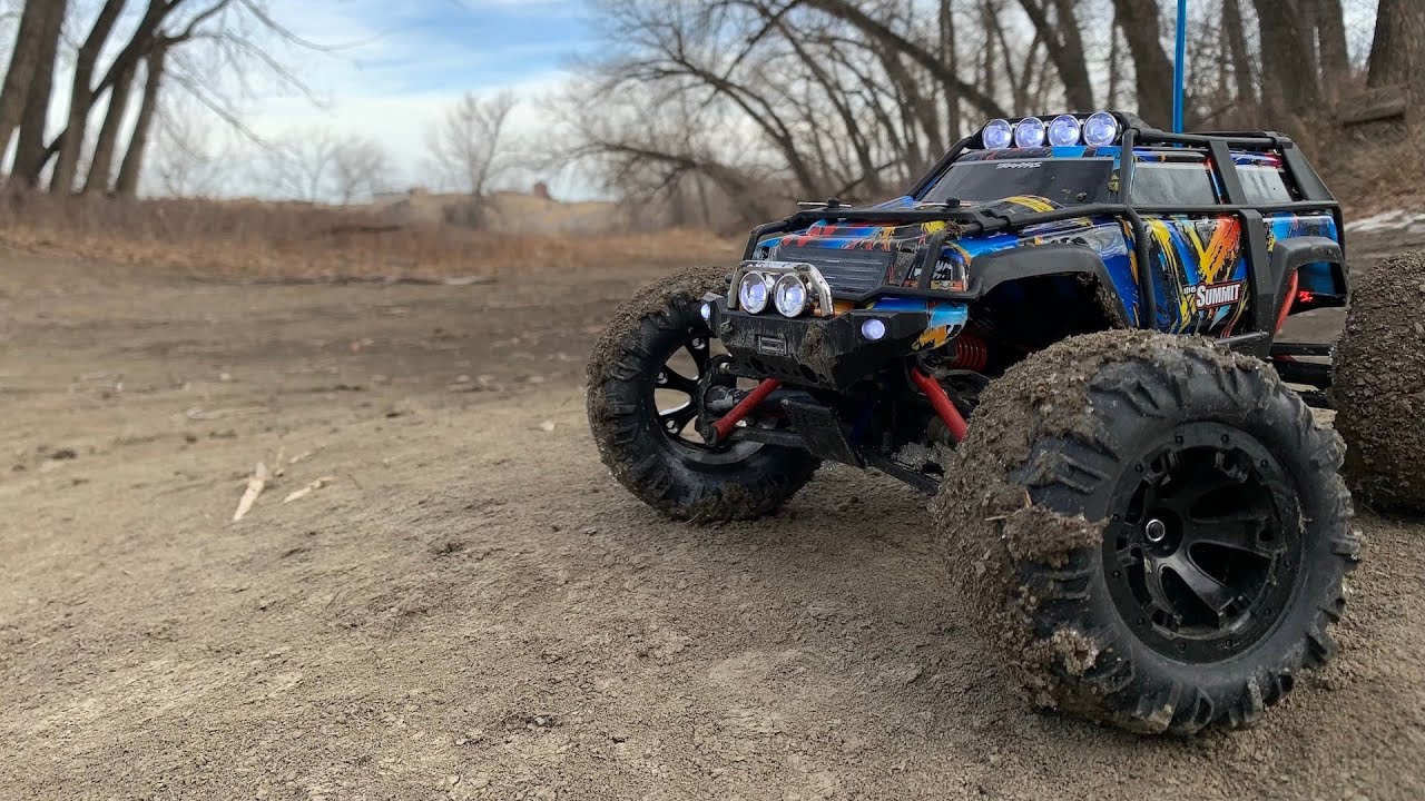 Traxxas Mini Summit Off-roading! - YouTube