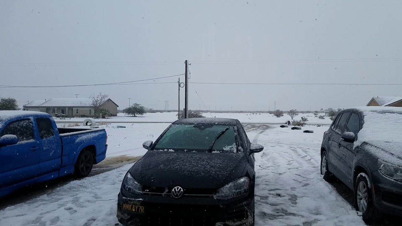 Phelan snow Thanksgiving 2019 - YouTube