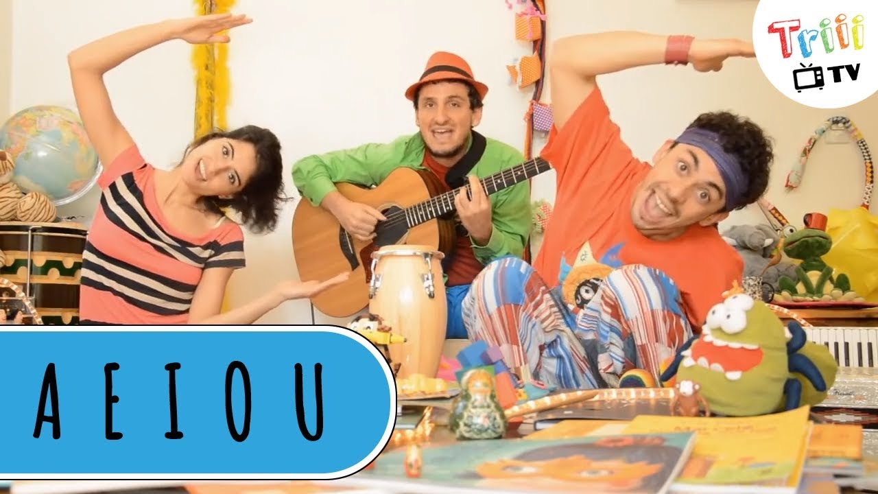 Grupo Triii - A E I O U - YouTube