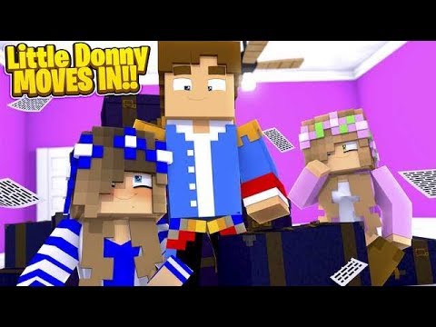 LITTLE DONNY MOVES IN WITH LITTLE CARLY! (Minecraft Roleplay). - YouTube