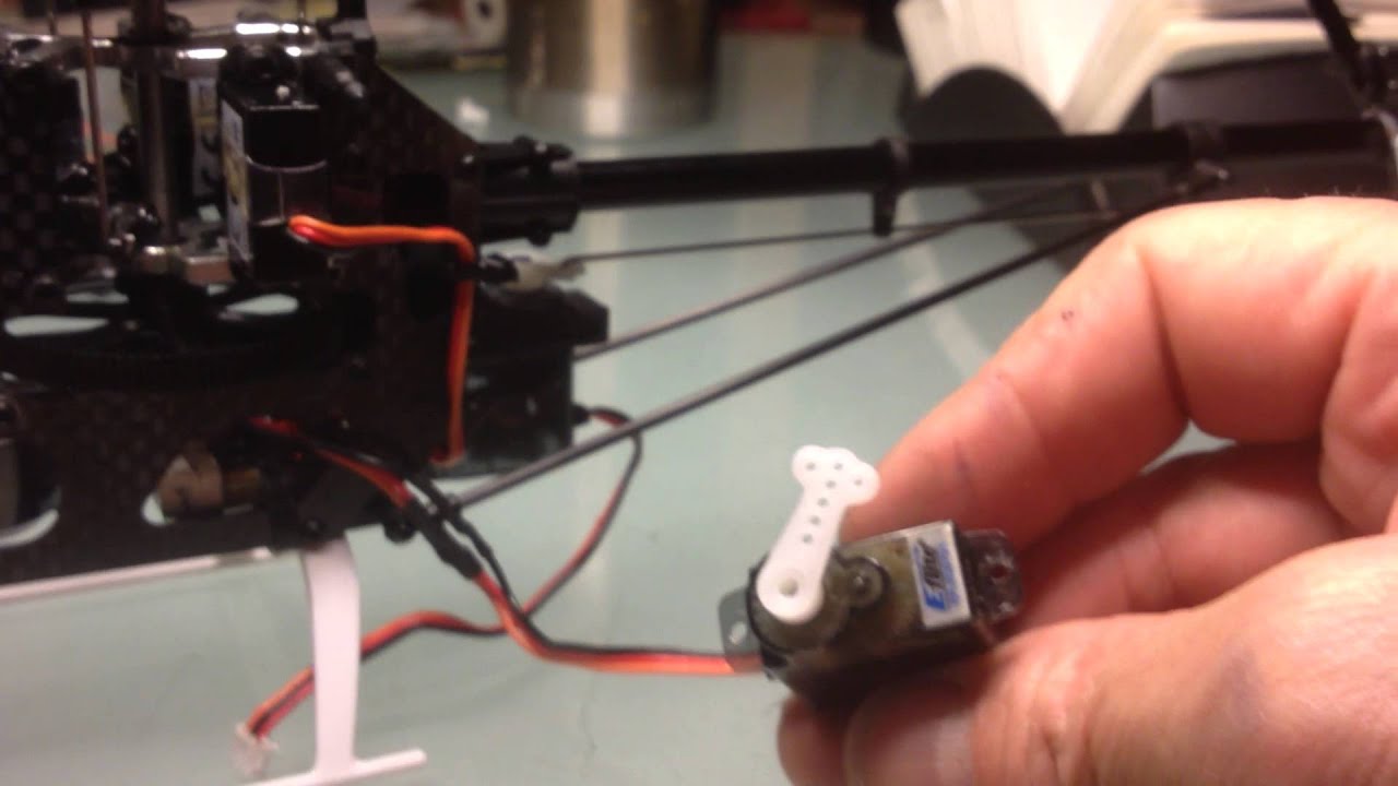 Blade 180 CFX vibrating tail servo replaced - YouTube