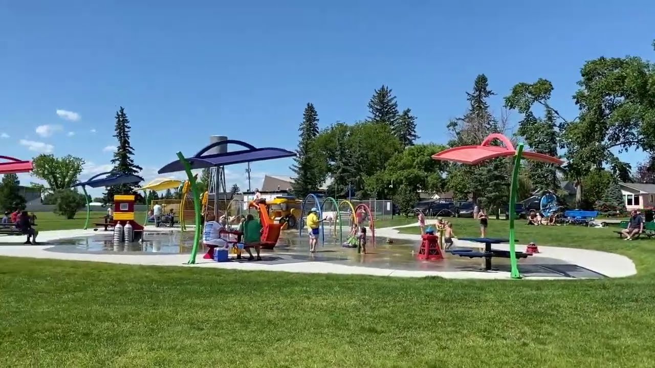 Olds Splashpark - YouTube