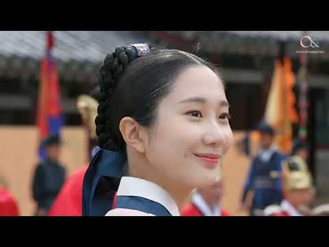 MR  QUEEN  - 'THE POWERFUL TRIO'  [ SOYONG, COURT LADY CHOI & HONG YEON WITH  CHEOL JONG ]