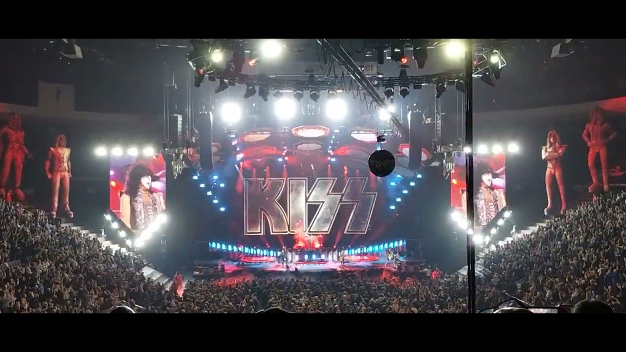 KISS - 2023 End Of The Road Tour Cincinnati Show OPENING - YouTube