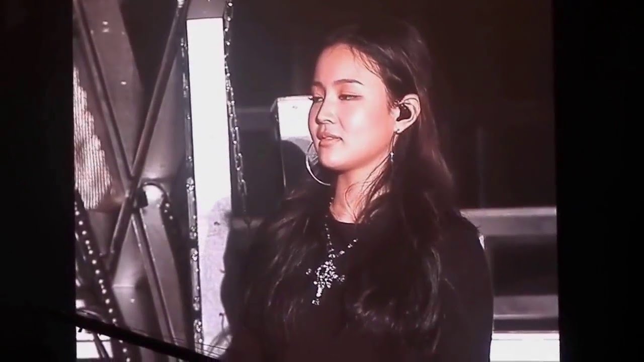 Mino x Lee Hi moments - YouTube
