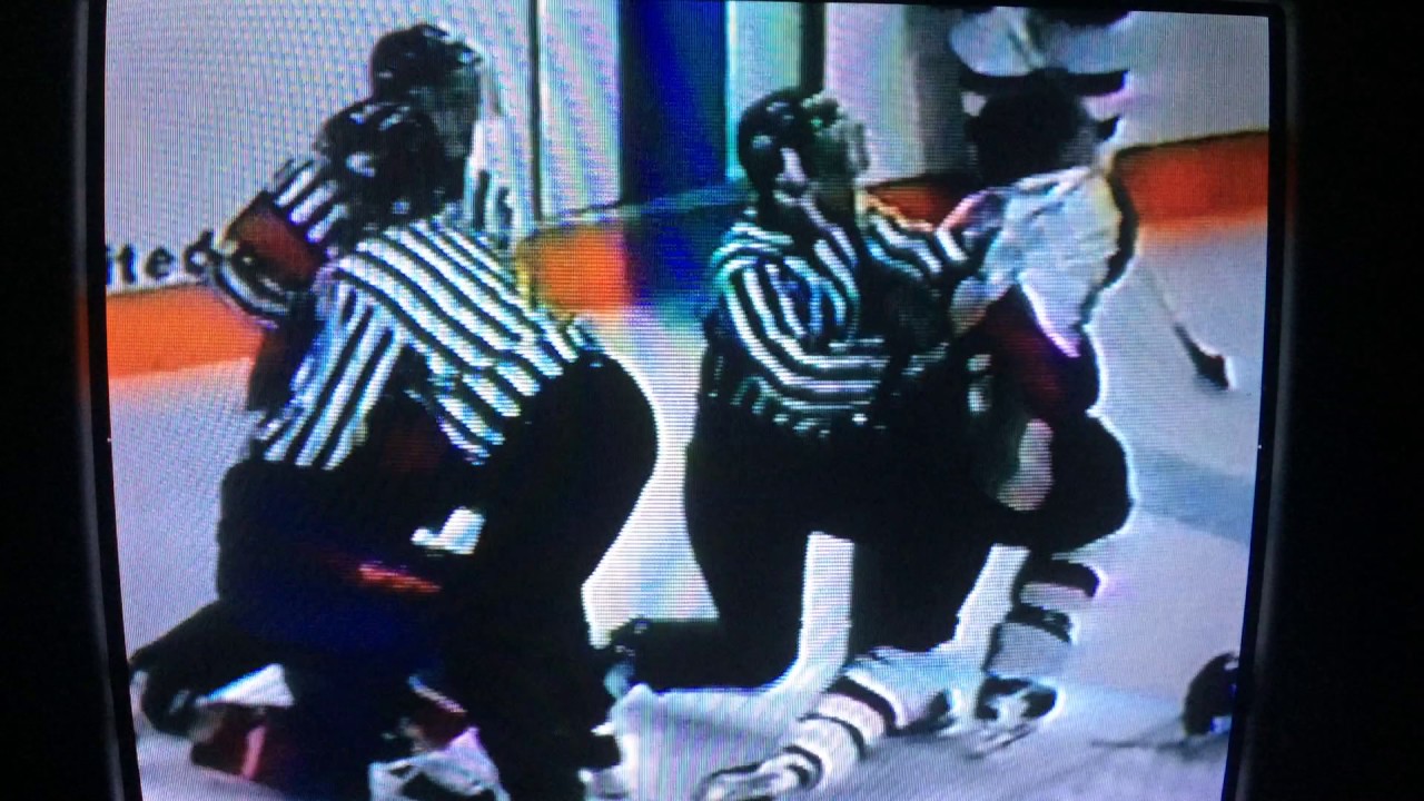 LHJMQ Frederick Jobin vs Chris Halverson Saison 1995-1996 - YouTube