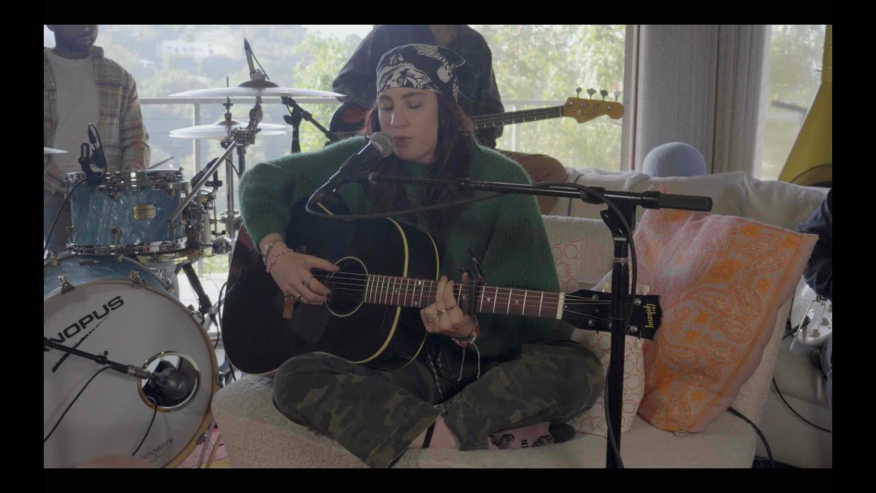 dylan bailey - 'fool in love' live in the hills - YouTube