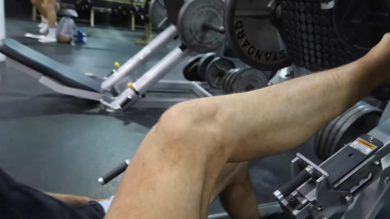 GABE DEUTSCH LEG PRESS FULL RANGE OF MOTION - YouTube