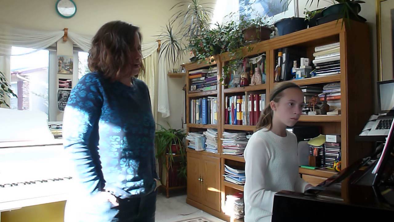 Juliana and Jen Budnick, My Old Kentucky Home - YouTube