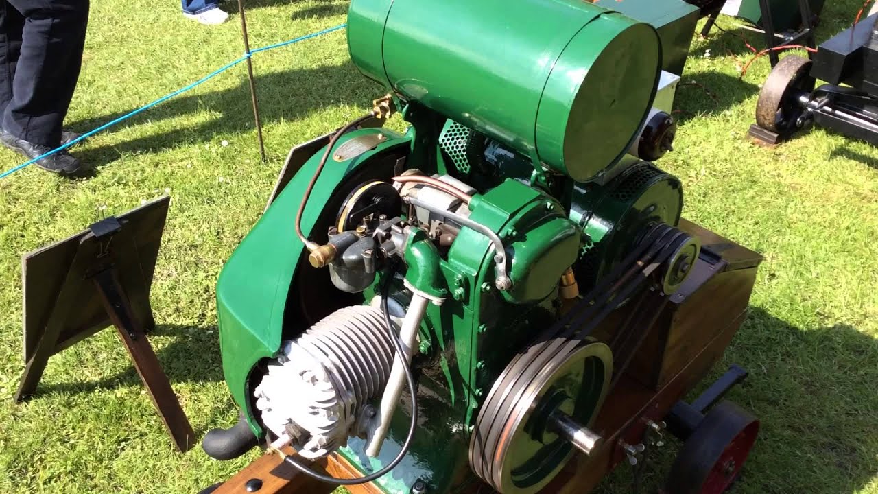 Petter Universal Petter-Light. First Outing May 2014. - YouTube