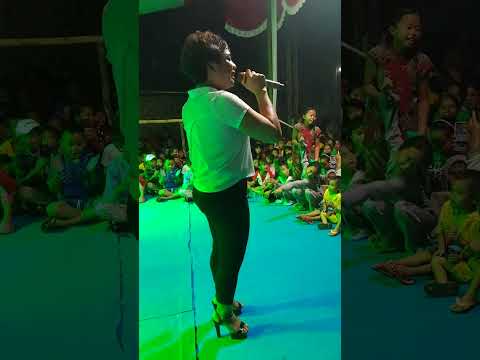 EGAZ BAND_iringi WIWID BALLABIH membawakan lagu..sontak penonton pun sangat terhibur.