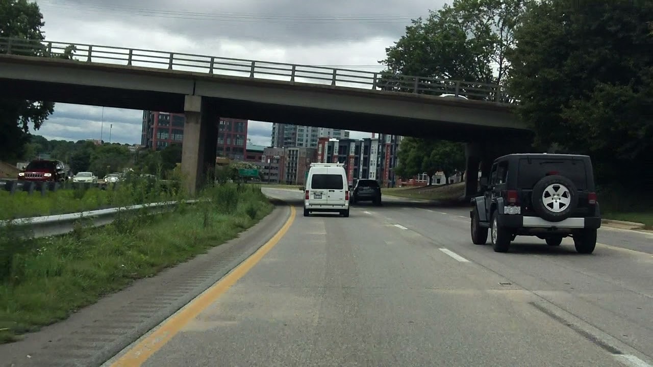 Durham Freeway (NC 147) northbound - YouTube