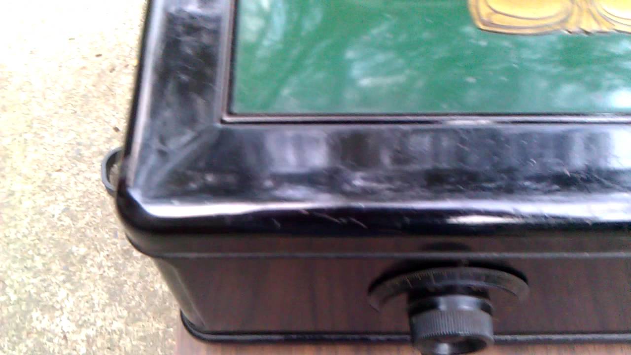 1929 Atwater Kent Model 46 with f2 speaker - YouTube