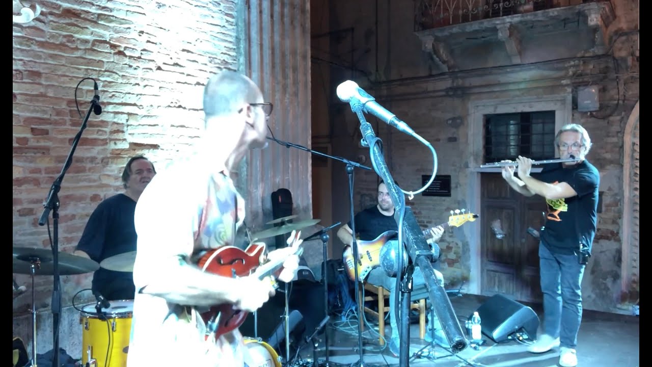 St. Thomas (Sonny Rollins) - by @JazzMandoIT #live #jazz #mandolin # ...