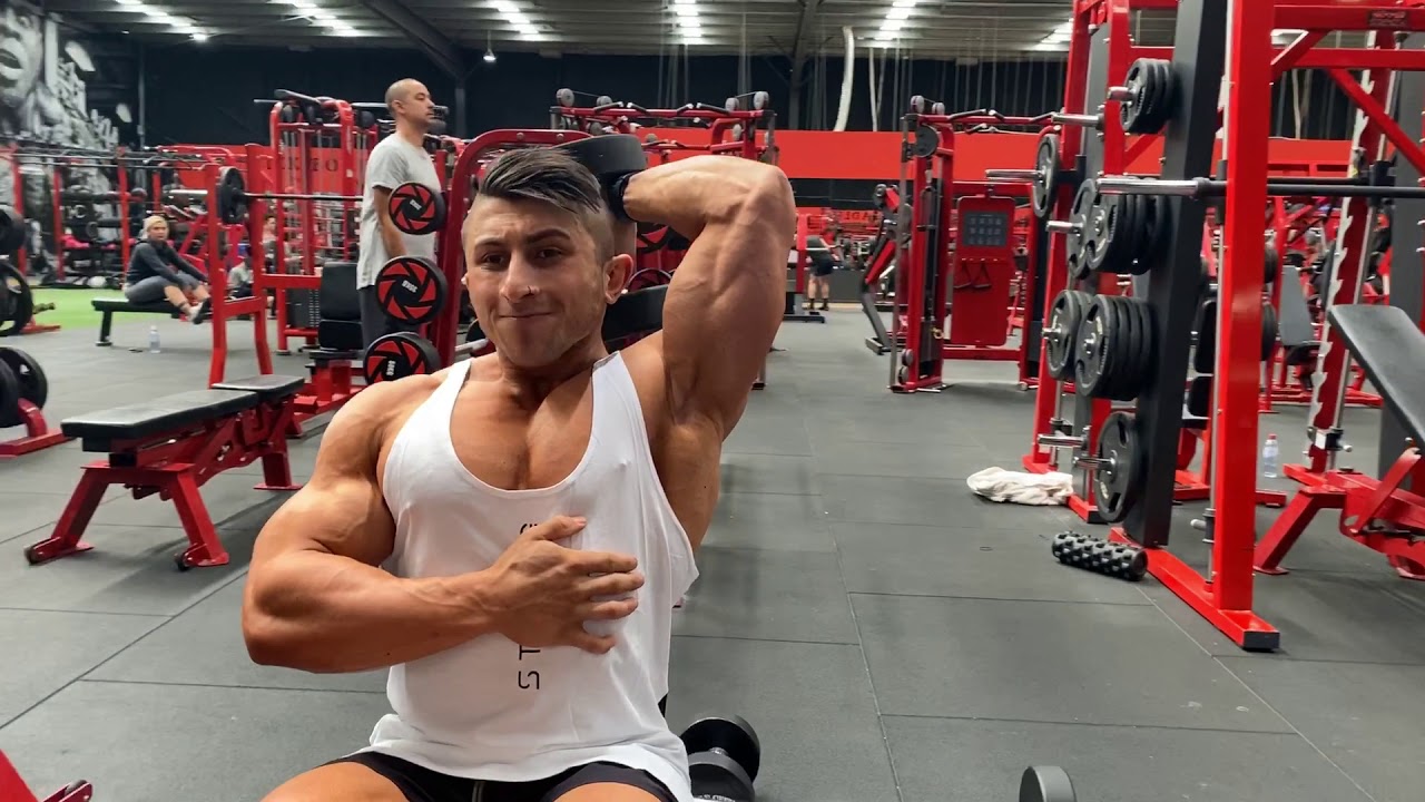 Adrian Buttigieg - 20 year old junior trains with Strong Liftwear - YouTube