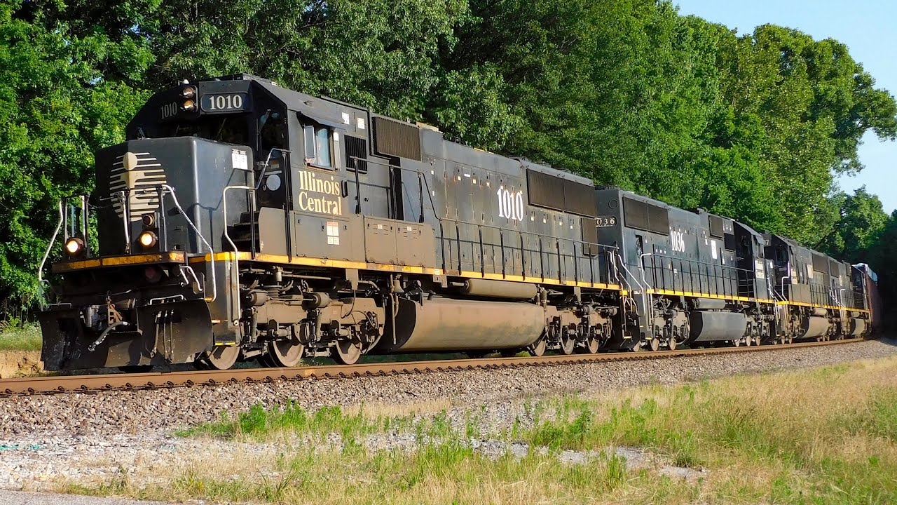 FOUR IC SD70s leading CN M335! - YouTube