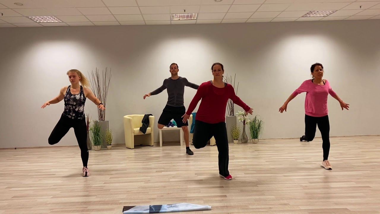 Warm-up Oberkörper- Mobilisation - YouTube