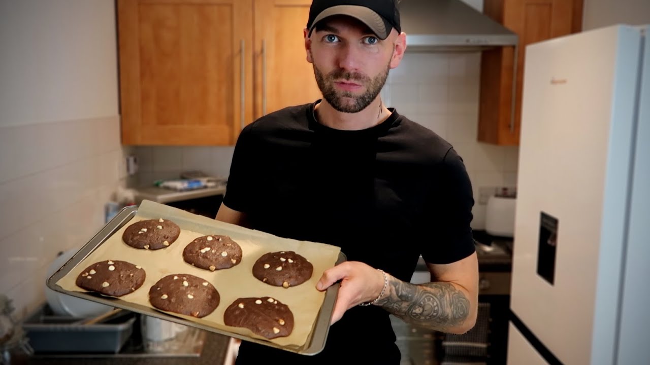 Baking Disasters - Chocolate Chip Cookies! - YouTube