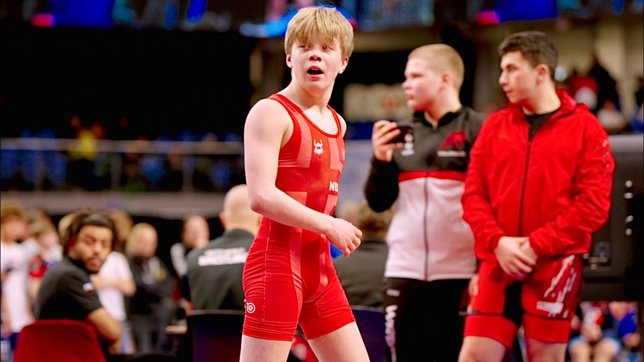 U17 Matheo Birkestrand (NOR) vs Kiril Vartanov (LTU) 45kg. Greco-roman ...