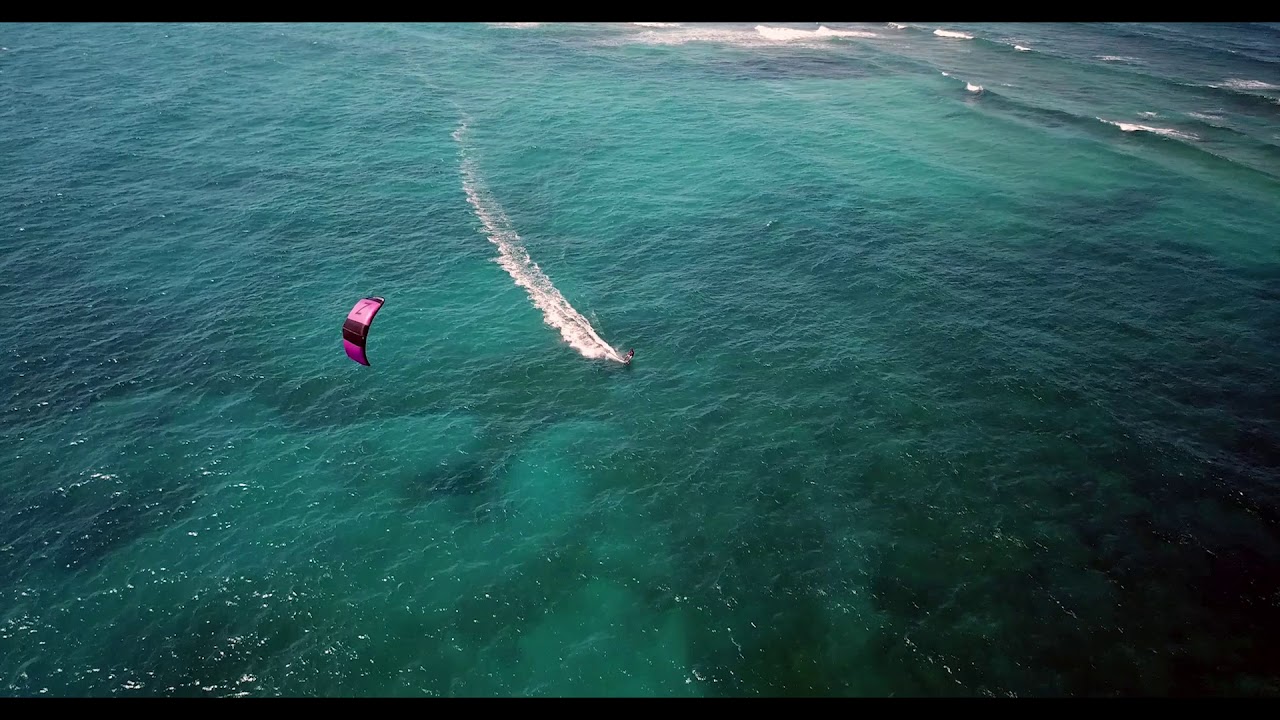 Kiteboarding in Cabarete, D.R. - YouTube