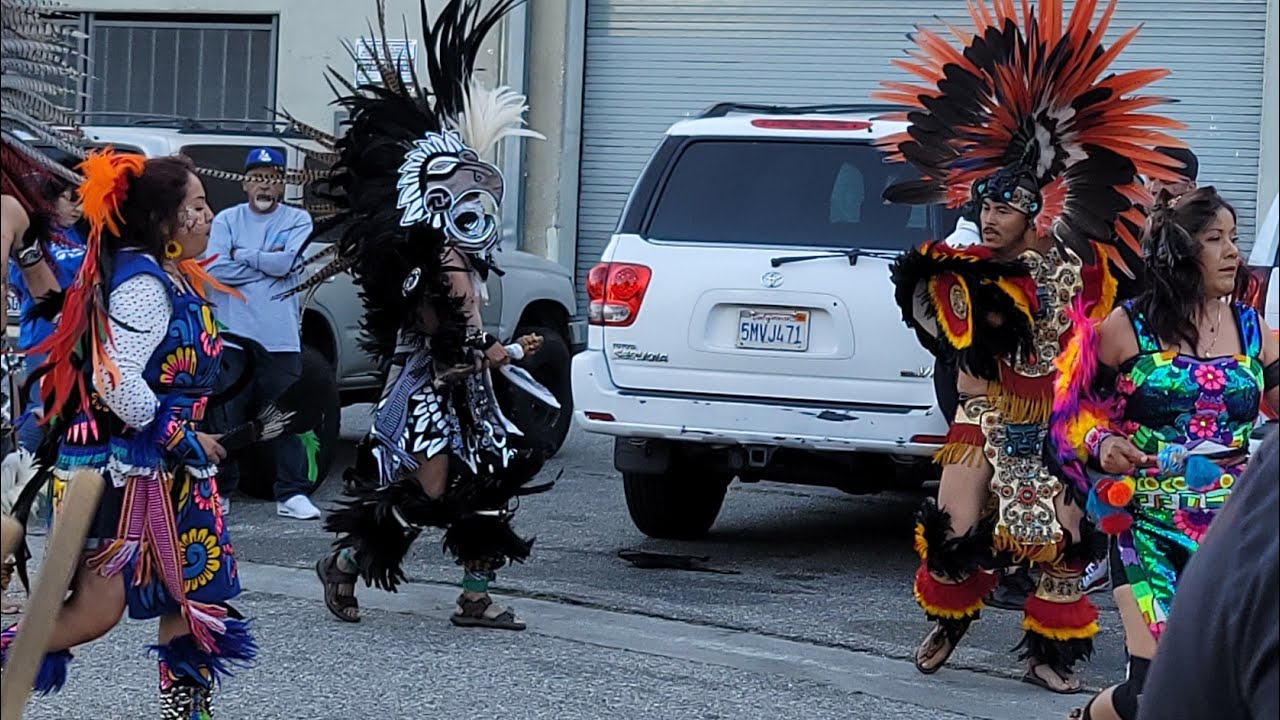 aztec dancers on 15th street - YouTube