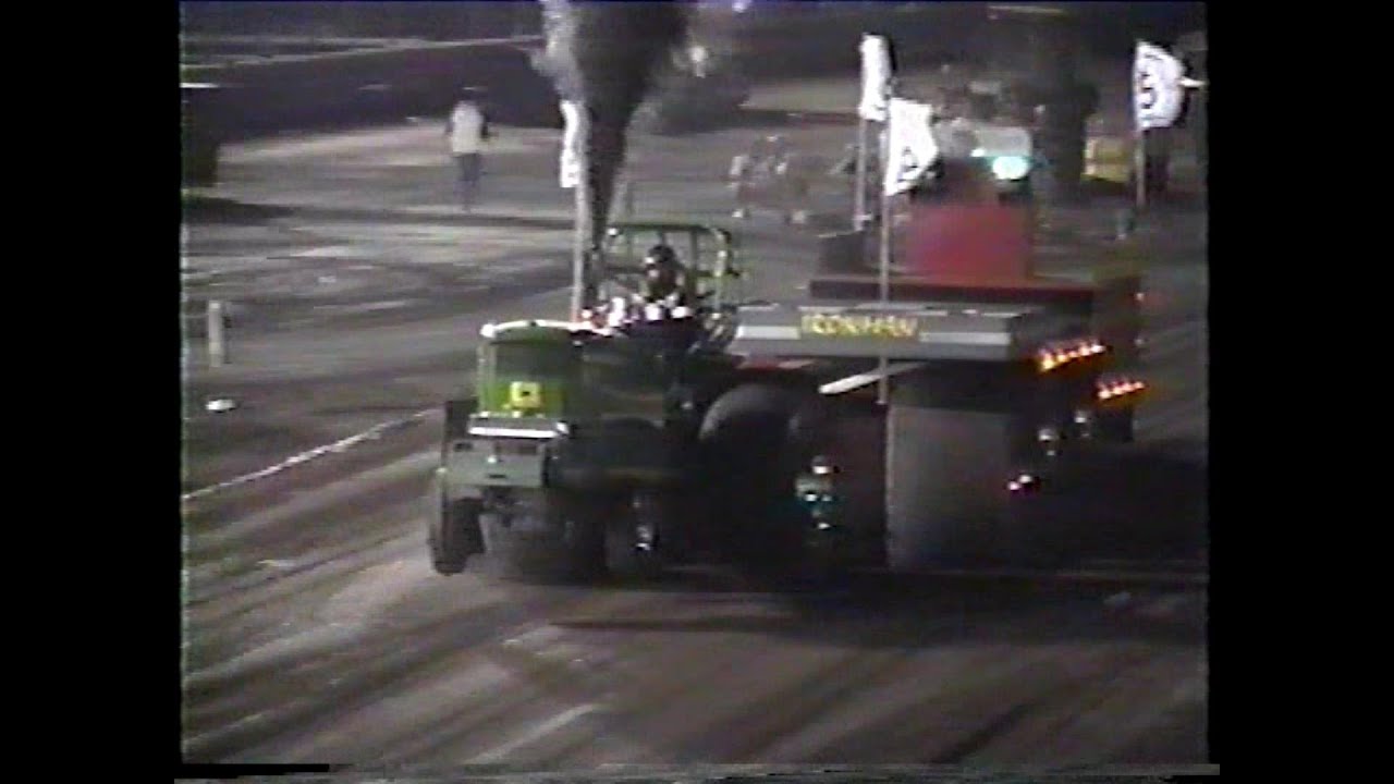 Outlaw Truck & Tractor Pulling Association: 1999 Oskaloosa, Iowa 10,000 ...