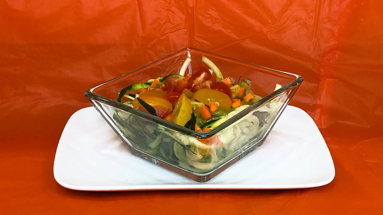 Cooking with Cecelia Jacobson - Avocado Pesto Over Zoodles - YouTube