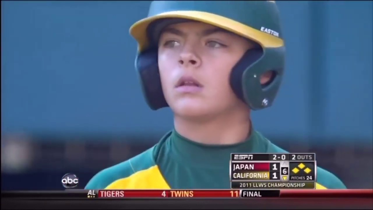 Last 2 Minutes Of The 2011 LLWS Championship - YouTube