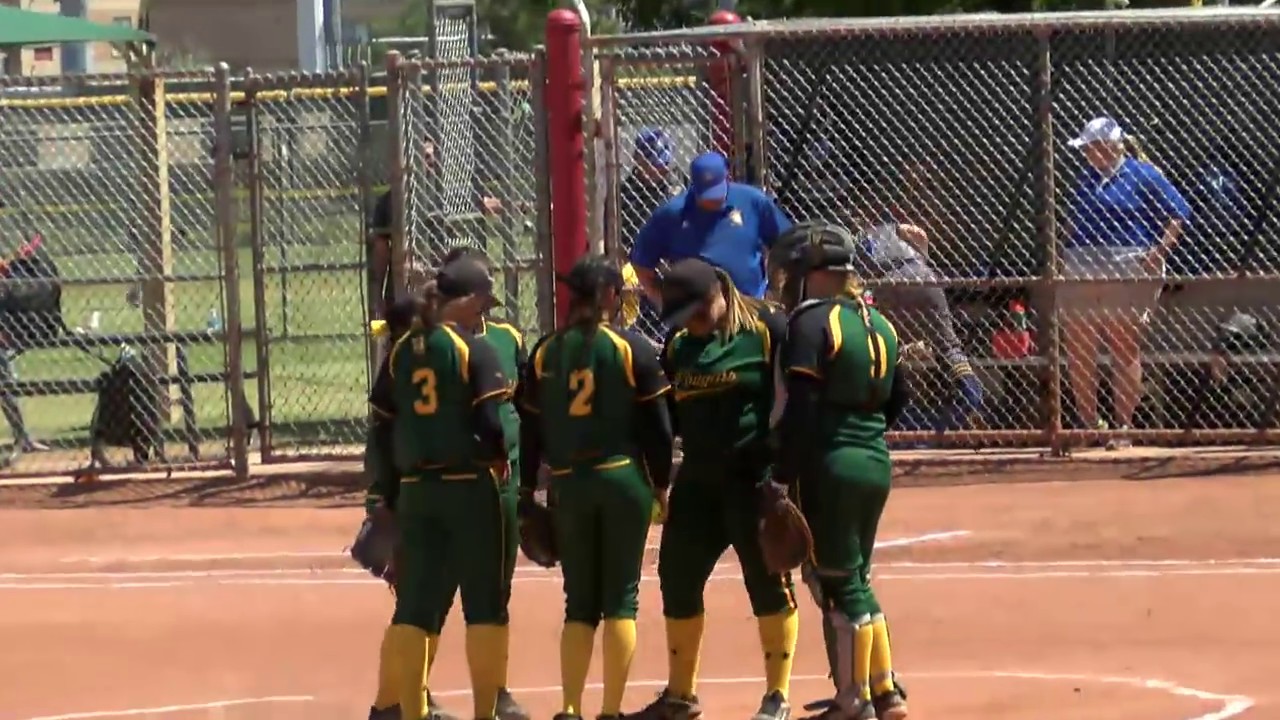 Sahuarita vs Show Low High School State Softball Rd 1 Full Game - YouTube