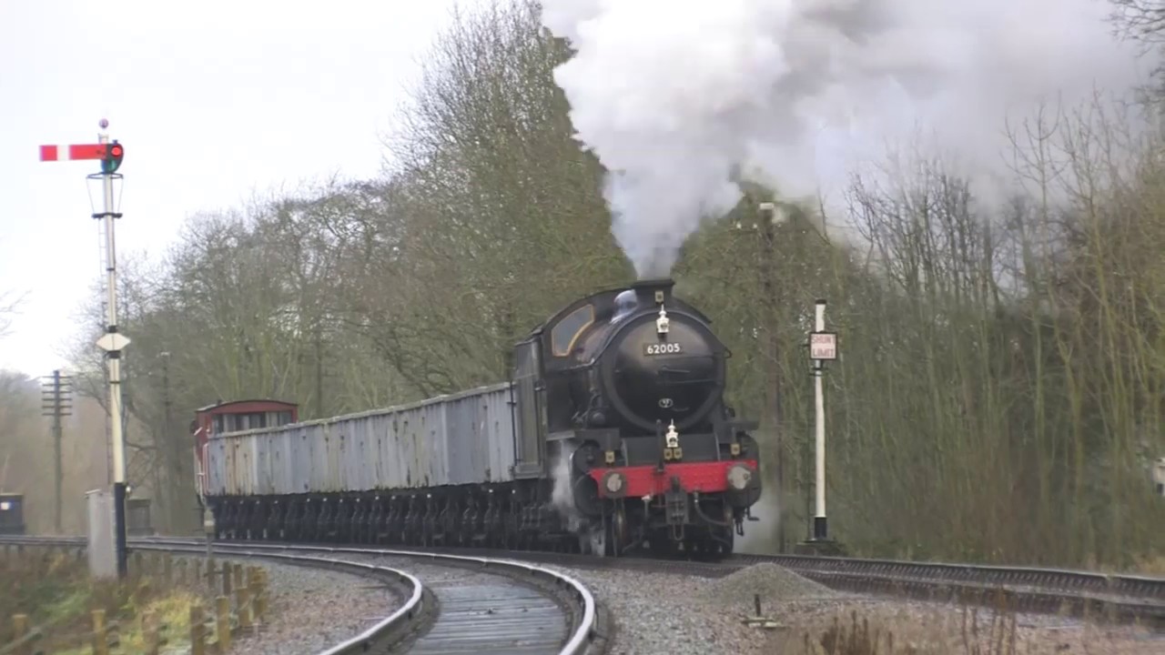 Locomotive 62005 at the Great Central Railway, UK - YouTube
