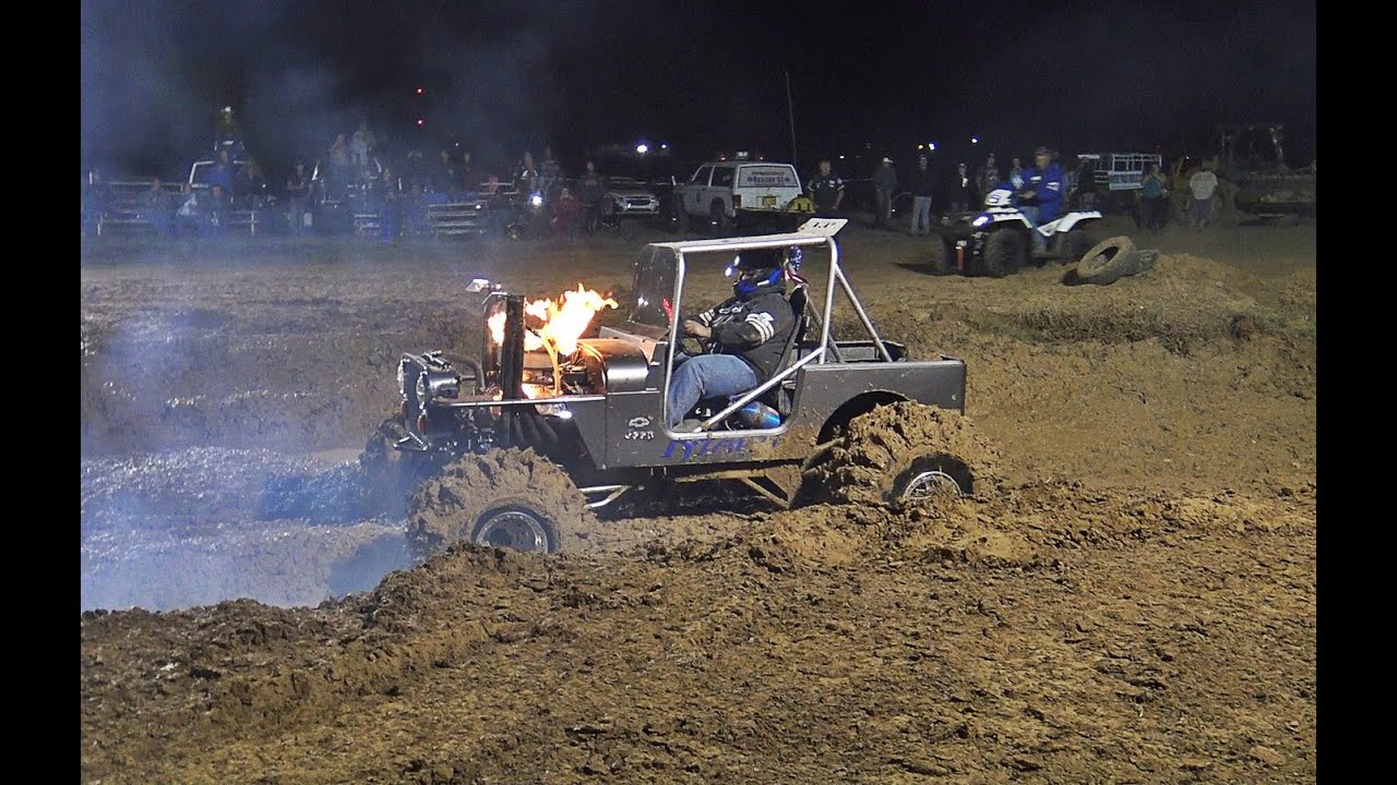 New Mexico Mud Racing - Outlaw Class Moriarty, NM 2016 - YouTube