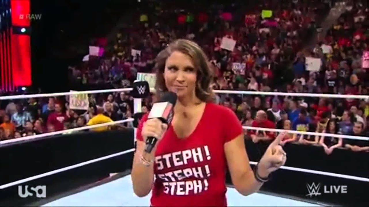 RAW 18/8/14 Stephanie McMahon, Nikki Bella & Brie Bella Segment - YouTube